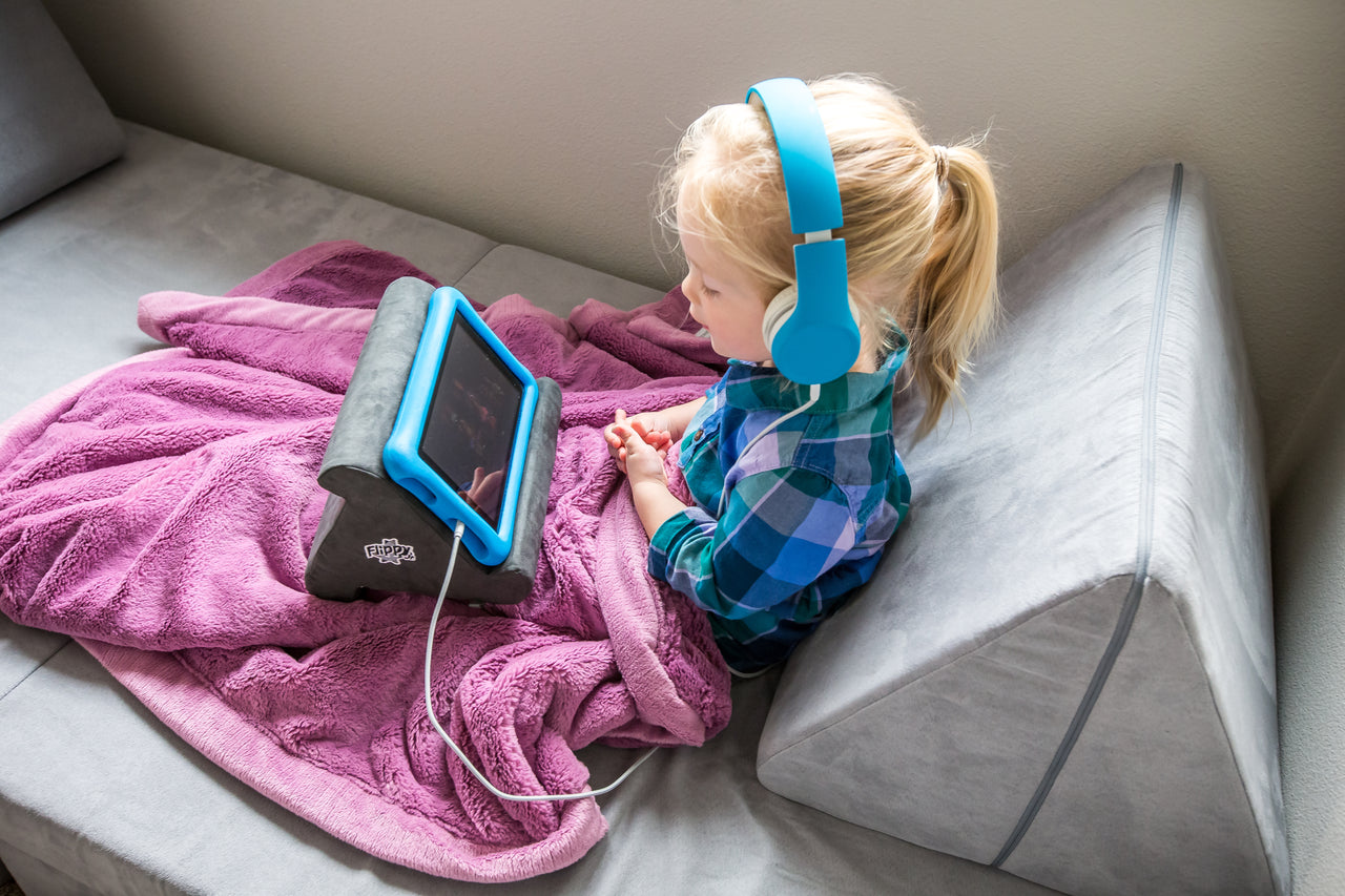 Flippy Tablet Pillow Stand for iPad, Kindle, Nook, eReaders and Books ...